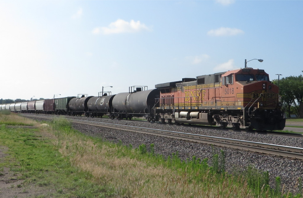 BNSF 5018 DPU